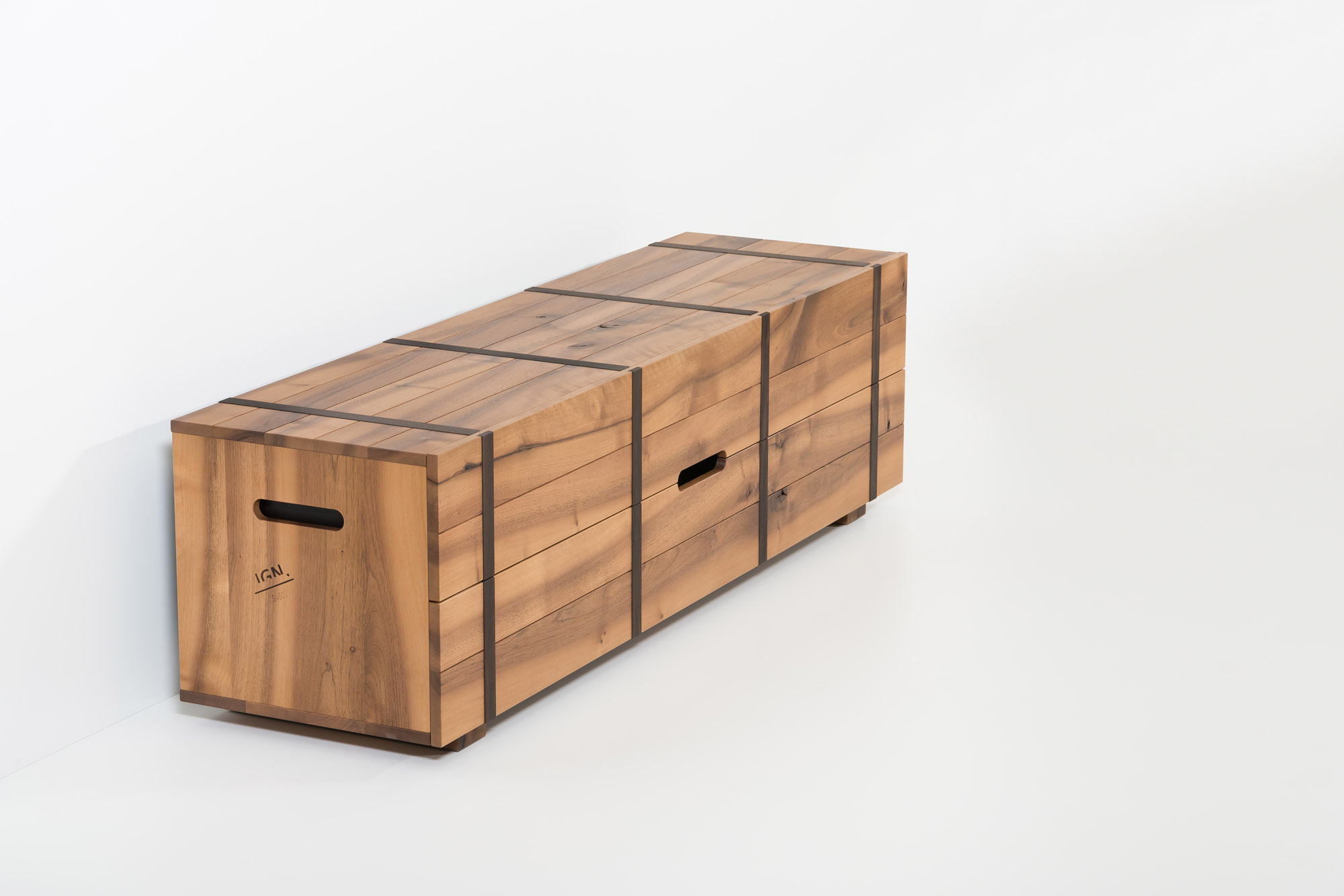 IGN. : IGN. CASE. BOX.